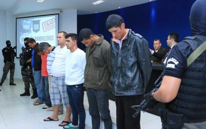 Polícia Civil prende quadrilha que praticava roubos - Valle Notícias Polícia Civil prende quadrilha que praticava roubos - Valle Notícias